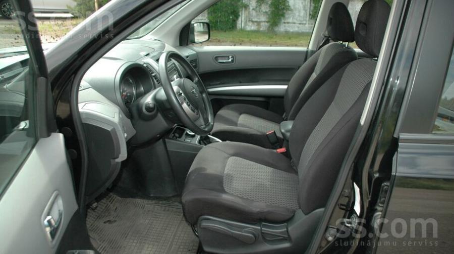 Black Nissan X-Trail 2007 in Riga, with an engine capacity of 2.00 L and mileage of 188 thousand km for 2300 €, photo 11 on AUTOMOTO.COM.LV