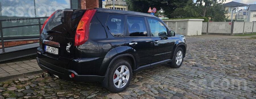 Melns Nissan X-Trail 2007 Rīga, ar dzinēja tilpumu 2.00 L un nobraukumu 215 tūkst. km par 4700 €, foto 5 vietnē AUTOMOTO.COM.LV