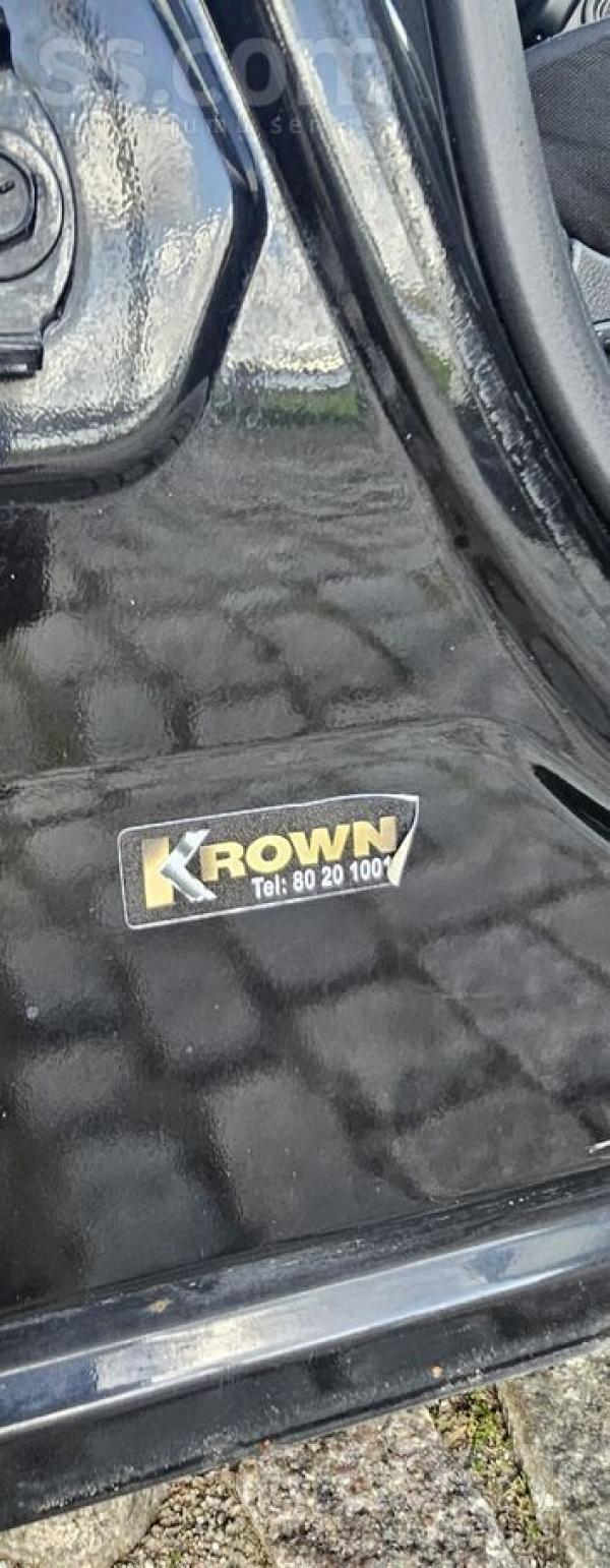 Black Nissan X-Trail 2007 in Riga, with an engine capacity of 2.00 L and mileage of 215 thousand km for 4700 €, photo 7 on AUTOMOTO.COM.LV