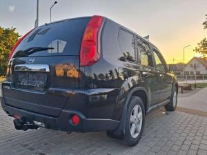 Melns Nissan X-Trail 2007 Raseiniai, ar dzinēja tilpumu 2.00 L un nobraukumu 243 tūkst. km par 2700 €, foto 7 vietnē AUTOMOTO.COM.LV