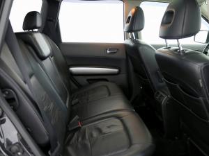 Melns Nissan X-Trail 2007 Tallina, ar dzinēja tilpumu 2.50 L un nobraukumu 319 tūkst. km par 1999 €, foto 17 vietnē AUTOMOTO.COM.LV