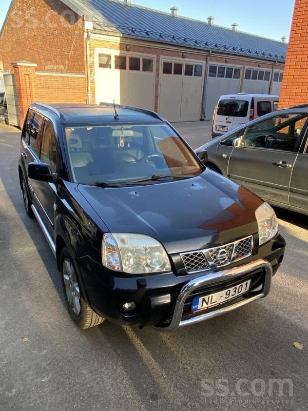 Melns Nissan X-Trail 2007 Daugavpils, ar dzinēja tilpumu 2.20 L un nobraukumu 198 tūkst. km par 4200 €, foto 1 vietnē AUTOMOTO.COM.LV