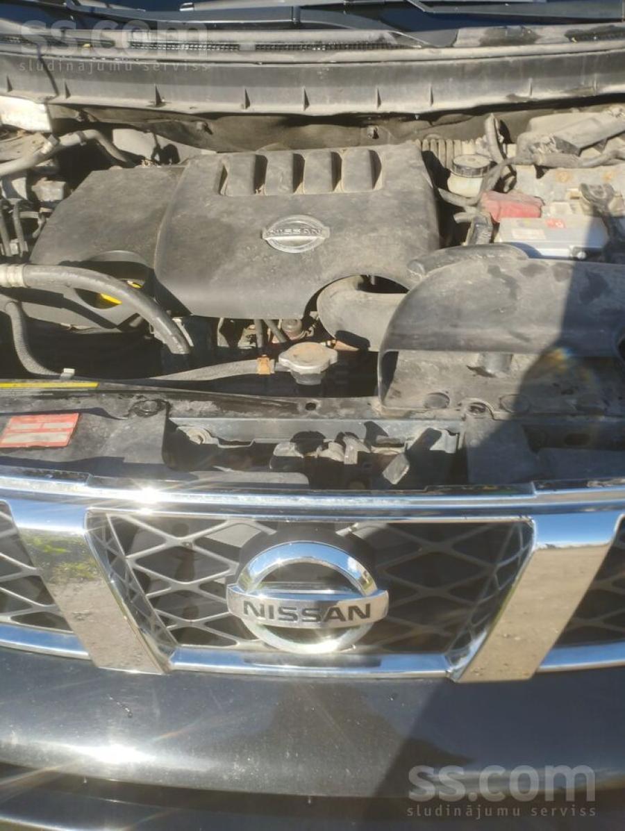 Black Nissan X-Trail 2007 in Rezekne, with an engine capacity of 2.00 L and mileage of 260 thousand km for 3750 €, photo 6 on AUTOMOTO.COM.LV