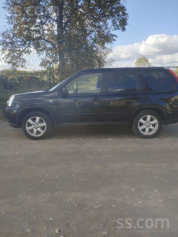 Melns Nissan X-Trail 2007 Rēzekne, ar dzinēja tilpumu 2.00 L un nobraukumu 260 tūkst. km par 3750 €, foto 9 vietnē AUTOMOTO.COM.LV