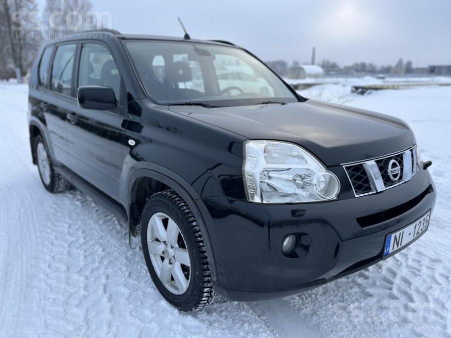 Melns Nissan X-Trail 2008 Valmiera, ar dzinēja tilpumu 2.50 L un nobraukumu 0 tūkst. km par 4450 €, foto 1 vietnē AUTOMOTO.COM.LV