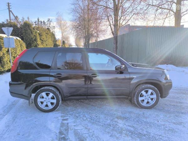 Melns Nissan X-Trail 2008 Marijampole, ar dzinēja tilpumu 2.17 L un nobraukumu 355 tūkst. km par 4550 €, foto 6 vietnē AUTOMOTO.COM.LV