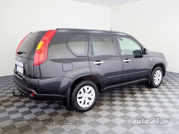 Melns Nissan X-Trail 2008 Tallina, ar dzinēja tilpumu 2.00 L un nobraukumu 339 tūkst. km par 2999 €, foto 3 vietnē AUTOMOTO.COM.LV