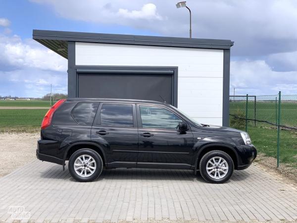 Black Nissan X-Trail 2008 in Kaunas, with an engine capacity of 2.00 L and mileage of 260 thousand km for 4799 €, photo 8 on AUTOMOTO.COM.LV