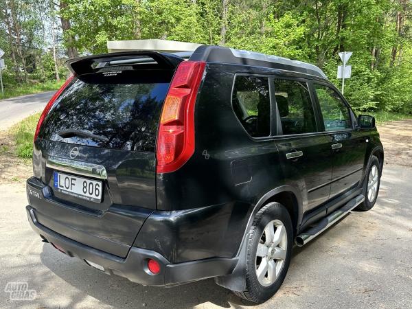 Black Nissan X-Trail 2008 in Vilnius, with an engine capacity of 2.50 L and mileage of 301 thousand km for 3750 €, photo 6 on AUTOMOTO.COM.LV