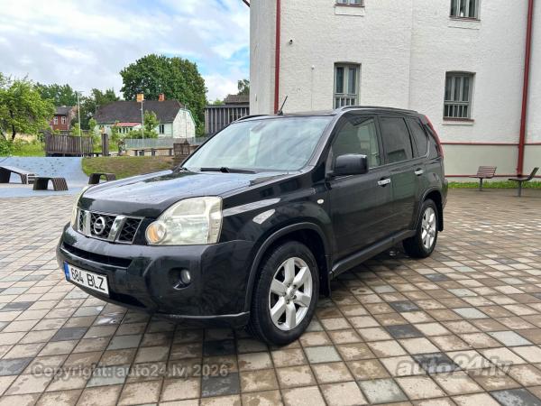 Melns Nissan X-Trail 2008 Valga, ar dzinēja tilpumu 2.00 L un nobraukumu 308 tūkst. km par 2700 €, foto 1 vietnē AUTOMOTO.COM.LV