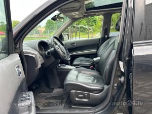 Melns Nissan X-Trail 2008 Valga, ar dzinēja tilpumu 2.00 L un nobraukumu 308 tūkst. km par 2700 €, foto 11 vietnē AUTOMOTO.COM.LV