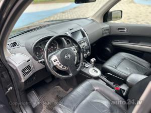 Melns Nissan X-Trail 2008 Valga, ar dzinēja tilpumu 2.00 L un nobraukumu 308 tūkst. km par 2700 €, foto 14 vietnē AUTOMOTO.COM.LV