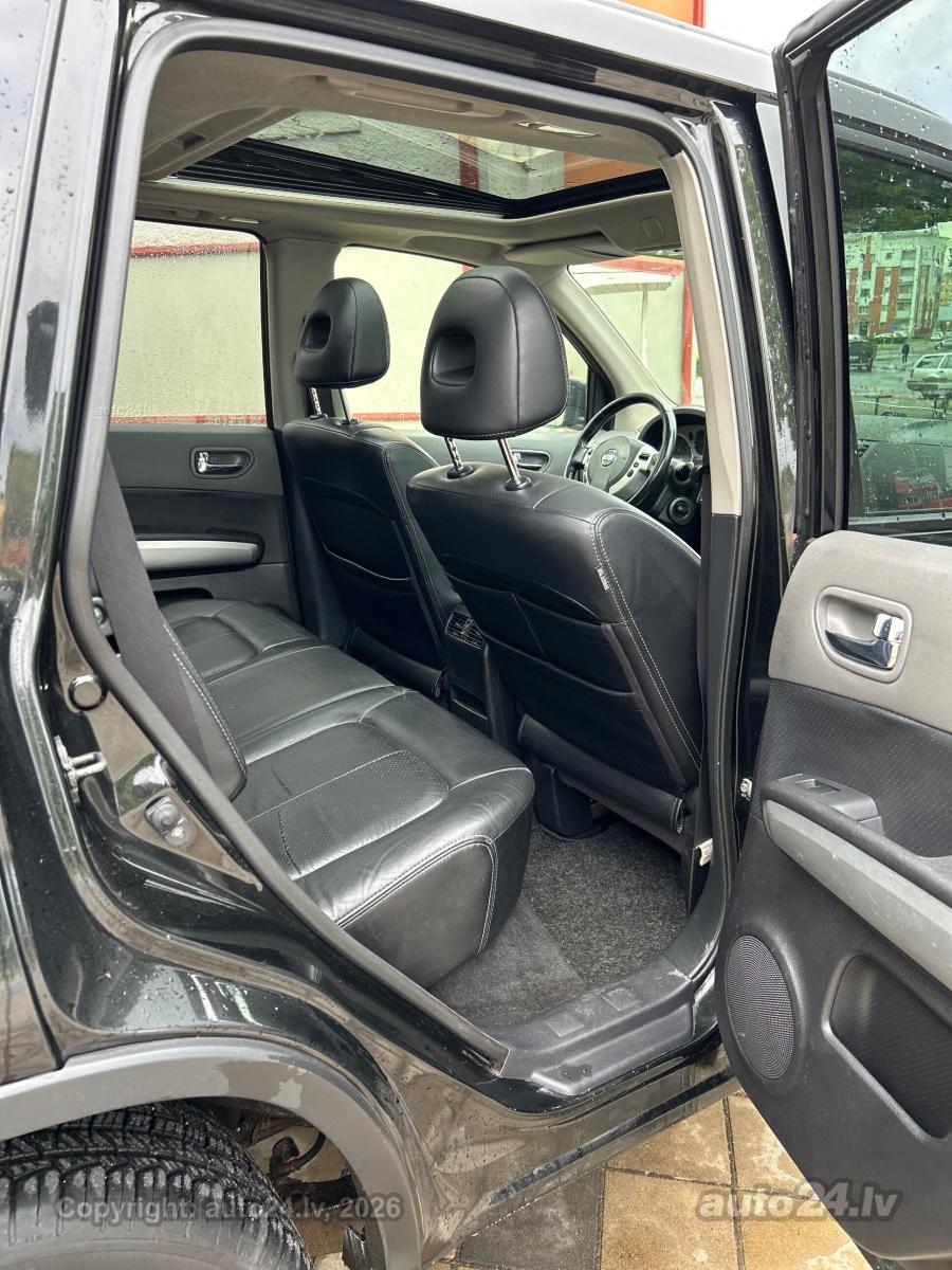 Melns Nissan X-Trail 2008 Valga, ar dzinēja tilpumu 2.00 L un nobraukumu 308 tūkst. km par 2700 €, foto 16 vietnē AUTOMOTO.COM.LV