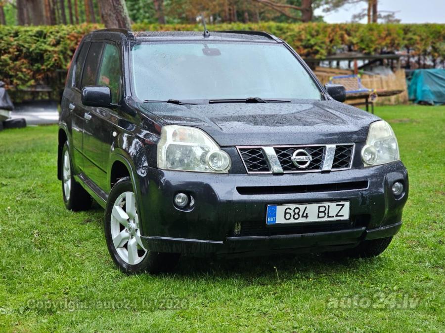Black Nissan X-Trail 2008 in Tallinn, with an engine capacity of 2.00 L and mileage of 308 thousand km for 4198 €, photo 1 on AUTOMOTO.COM.LV