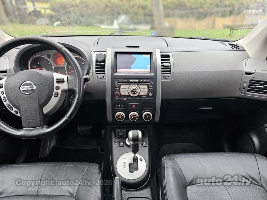 Black Nissan X-Trail 2008 in Tallinn, with an engine capacity of 2.00 L and mileage of 308 thousand km for 4198 €, photo 10 on AUTOMOTO.COM.LV