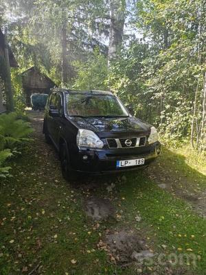 Melns Nissan X-Trail 2008 Rīga, ar dzinēja tilpumu 2.00 L un nobraukumu 238 tūkst. km par 1500 €, foto  vietnē AUTOMOTO.COM.LV