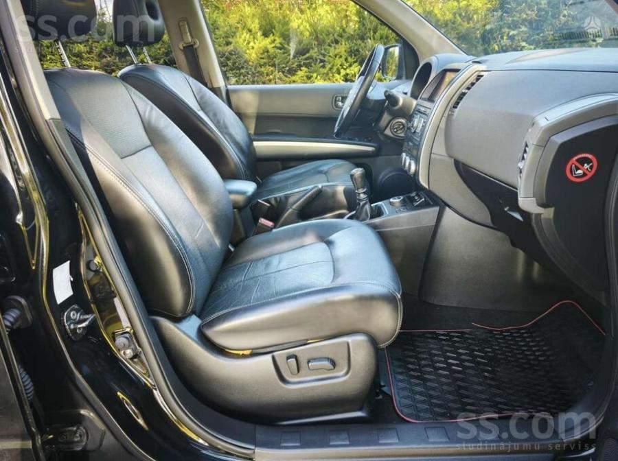 Melns Nissan X-Trail 2008 Rīga, ar dzinēja tilpumu 2.00 L un nobraukumu 246 tūkst. km par 5850 €, foto 12 vietnē AUTOMOTO.COM.LV