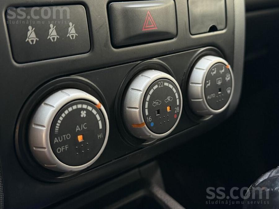 Black Nissan X-Trail 2009 in Jelgava, with an engine capacity of 2.00 L and mileage of 286 thousand km for 3800 €, photo 11 on AUTOMOTO.COM.LV
