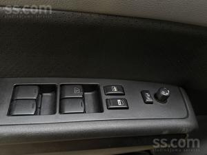 Black Nissan X-Trail 2009 in Jelgava, with an engine capacity of 2.00 L and mileage of 286 thousand km for 3800 €, photo 12 on AUTOMOTO.COM.LV
