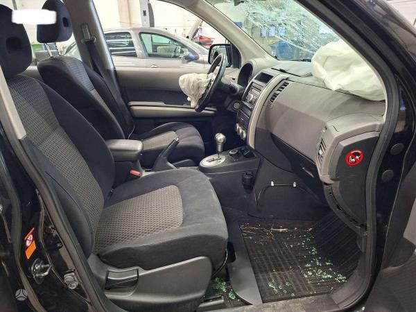 Melns Nissan X-Trail 2009 Tauragė, ar dzinēja tilpumu 2.49 L un nobraukumu 200 tūkst. km par 1200 €, foto 6 vietnē AUTOMOTO.COM.LV
