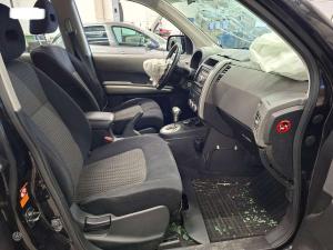 Melns Nissan X-Trail 2009 Tauragė, ar dzinēja tilpumu 2.49 L un nobraukumu 200 tūkst. km par 1200 €, foto 7 vietnē AUTOMOTO.COM.LV