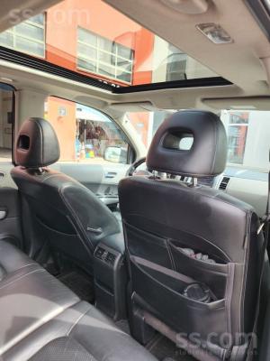 Black Nissan X-Trail 2009 in Riga, with an engine capacity of 2.00 L and mileage of 335 thousand km for 5250 €, photo 17 on AUTOMOTO.COM.LV