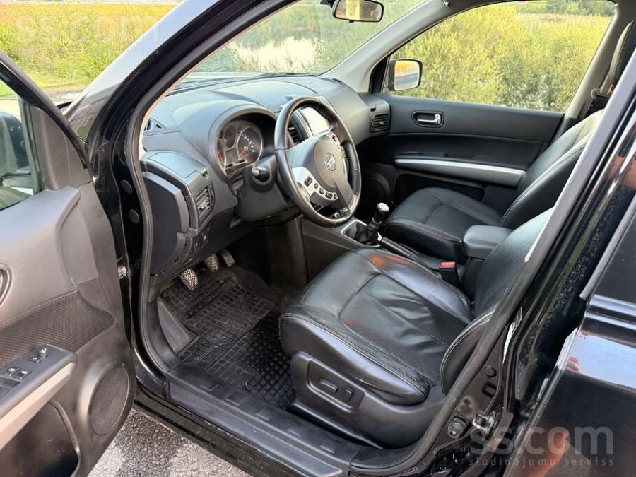 Black Nissan X-Trail 2009 in Riga, with an engine capacity of 2.00 L and mileage of 383 thousand km for 3500 €, photo 9 on AUTOMOTO.COM.LV