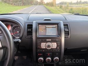 Black Nissan X-Trail 2009 in Riga, with an engine capacity of 2.00 L and mileage of 383 thousand km for 3500 €, photo 12 on AUTOMOTO.COM.LV
