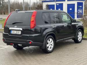 Black Nissan X-Trail 2010 in Jekabpils, with an engine capacity of 2.00 L and mileage of 278 thousand km for 6800 €, photo 9 on AUTOMOTO.COM.LV