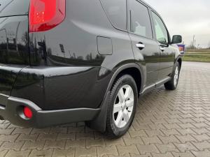 Black Nissan X-Trail 2010 in Jekabpils, with an engine capacity of 2.00 L and mileage of 278 thousand km for 6800 €, photo 11 on AUTOMOTO.COM.LV