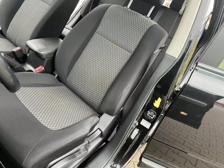 Black Nissan X-Trail 2010 in Jekabpils, with an engine capacity of 2.00 L and mileage of 278 thousand km for 6800 €, photo 23 on AUTOMOTO.COM.LV