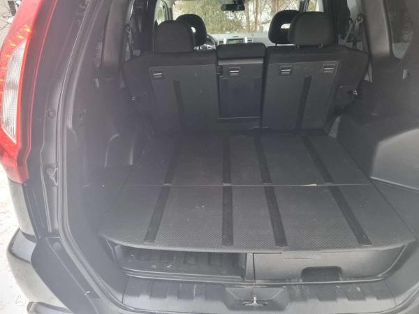 Black Nissan X-Trail 2011 in Kaunas, with an engine capacity of 2.00 L and mileage of 238 thousand km for 5900 €, photo 10 on AUTOMOTO.COM.LV