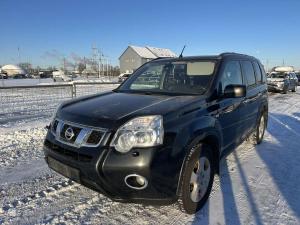Черный Ниссан ИксТрейл 2011 в Мариямполе, объемом двигателя 2.00 л и пробегом 280 тыс. км за 3950 €, фото  на AUTOMOTO.COM.LV