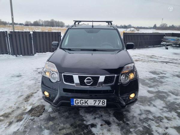Black Nissan X-Trail 2011 in Kaunas, with an engine capacity of 2.00 L and mileage of 238 thousand km for 5900 €, photo 2 on AUTOMOTO.COM.LV
