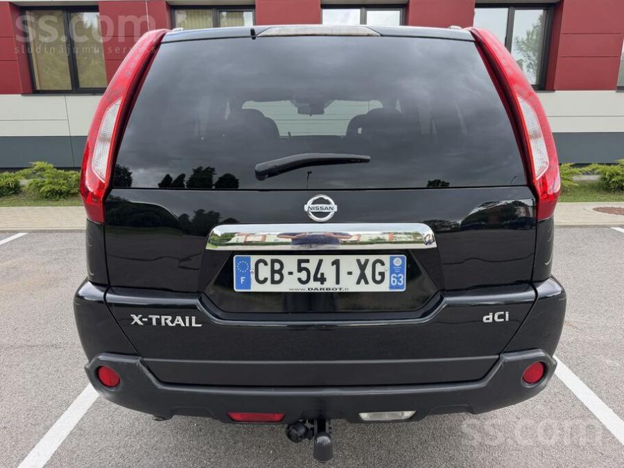 Melns Nissan X-Trail 2011 Rīga, ar dzinēja tilpumu 2.00 L un nobraukumu 231 tūkst. km par 7550 €, foto 6 vietnē AUTOMOTO.COM.LV