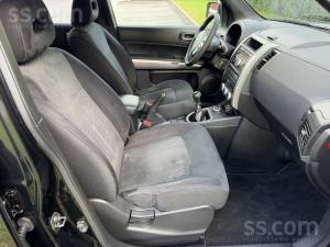 Melns Nissan X-Trail 2011 Rīga, ar dzinēja tilpumu 2.00 L un nobraukumu 231 tūkst. km par 7550 €, foto 18 vietnē AUTOMOTO.COM.LV