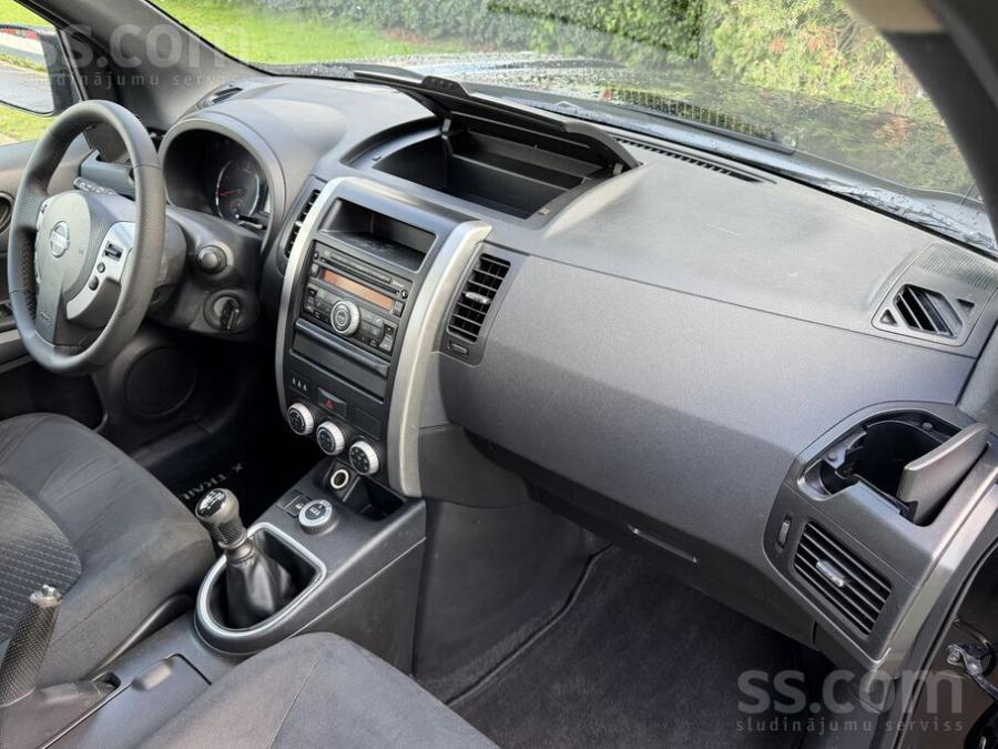 Melns Nissan X-Trail 2011 Rīga, ar dzinēja tilpumu 2.00 L un nobraukumu 231 tūkst. km par 7550 €, foto 22 vietnē AUTOMOTO.COM.LV
