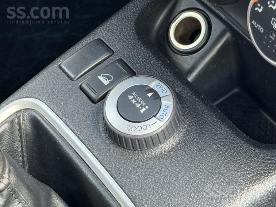Melns Nissan X-Trail 2011 Rīga, ar dzinēja tilpumu 2.00 L un nobraukumu 231 tūkst. km par 7550 €, foto 26 vietnē AUTOMOTO.COM.LV