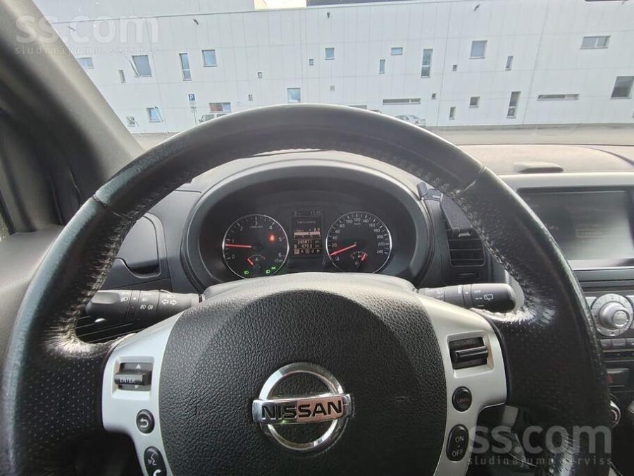 Melns Nissan X-Trail 2011 Rēzekne, ar dzinēja tilpumu 2.00 L un nobraukumu 246 tūkst. km par 6390 €, foto 6 vietnē AUTOMOTO.COM.LV
