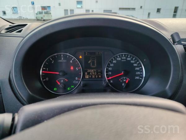 Black Nissan X-Trail 2011 in Rezekne, with an engine capacity of 2.00 L and mileage of 246 thousand km for 6390 €, photo 8 on AUTOMOTO.COM.LV