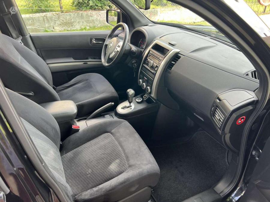 Melns Nissan X-Trail 2011 Kelmė, ar dzinēja tilpumu 2.00 L un nobraukumu 242 tūkst. km par 5400 €, foto 10 vietnē AUTOMOTO.COM.LV