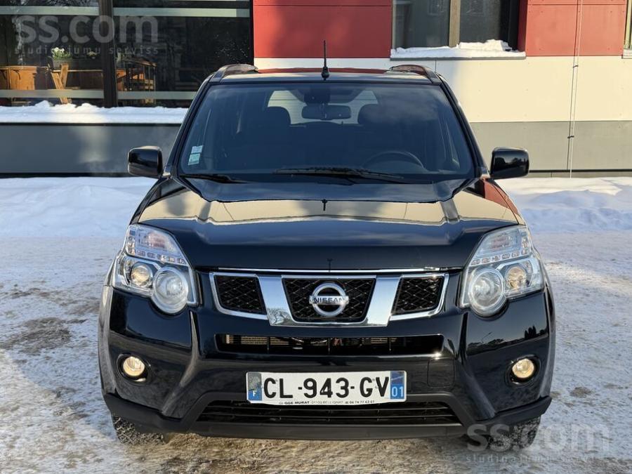 Melns Nissan X-Trail 2012 Rīga, ar dzinēja tilpumu 2.00 L un nobraukumu 232 tūkst. km par 7250 €, foto 2 vietnē AUTOMOTO.COM.LV