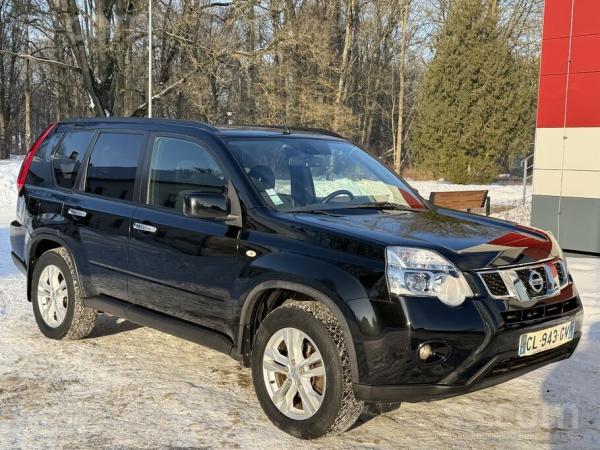 Black Nissan X-Trail 2012 in Riga, with an engine capacity of 2.00 L and mileage of 232 thousand km for 7250 €, photo 7 on AUTOMOTO.COM.LV