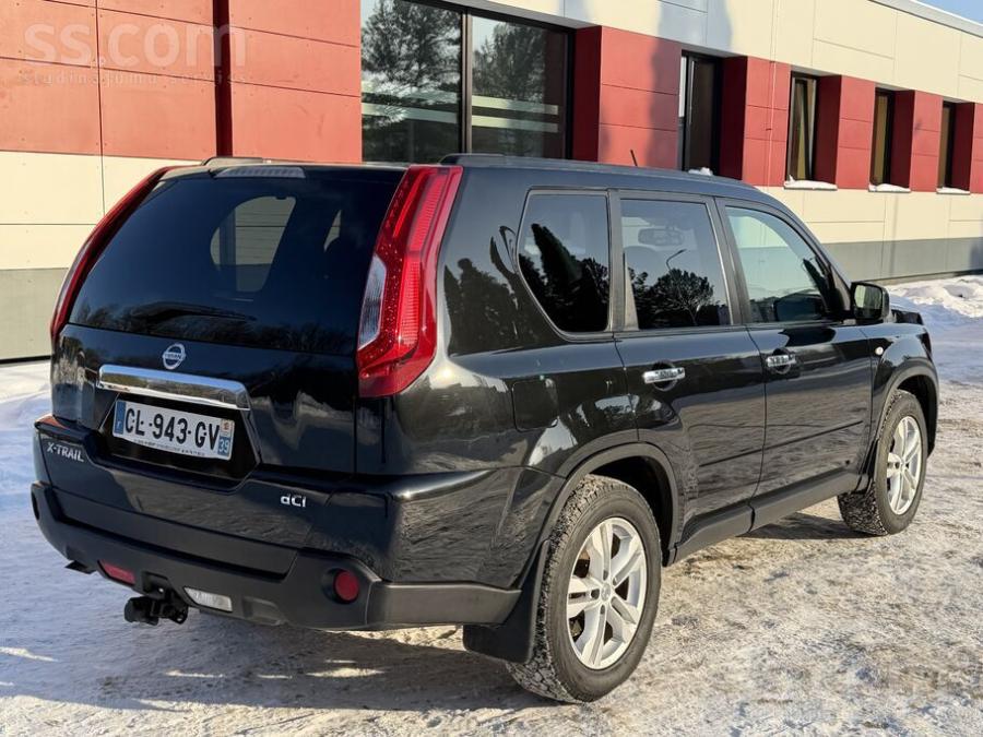 Melns Nissan X-Trail 2012 Rīga, ar dzinēja tilpumu 2.00 L un nobraukumu 232 tūkst. km par 7250 €, foto 8 vietnē AUTOMOTO.COM.LV