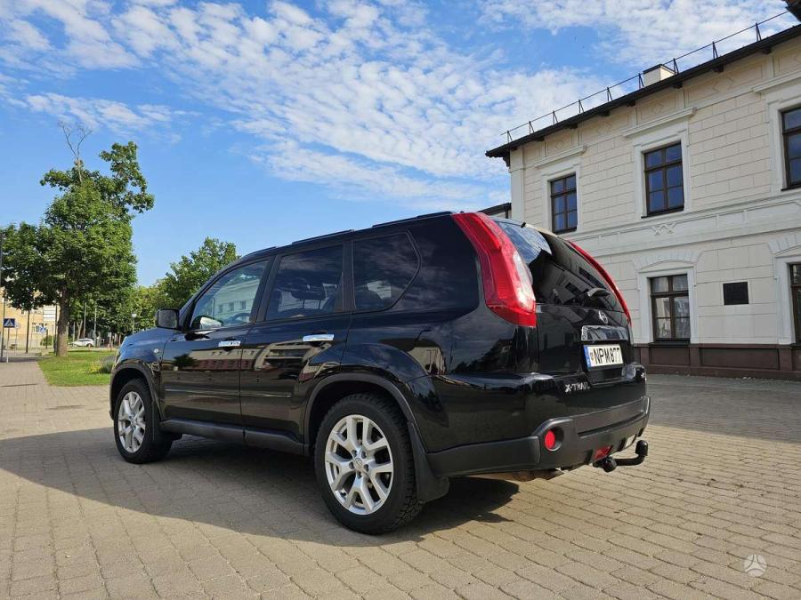 Melns Nissan X-Trail 2012 Mažeikiai, ar dzinēja tilpumu 2.00 L un nobraukumu 146 tūkst. km par 8700 €, foto 5 vietnē AUTOMOTO.COM.LV