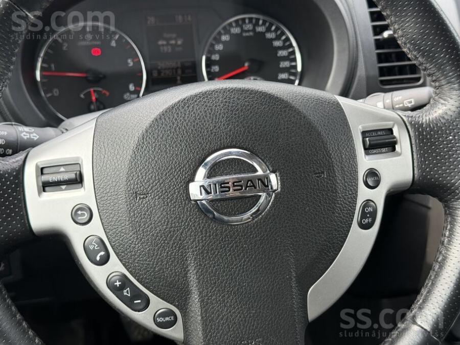Black Nissan X-Trail 2012 in Riga, with an engine capacity of 2.00 L and mileage of 260 thousand km for 9400 €, photo 14 on AUTOMOTO.COM.LV