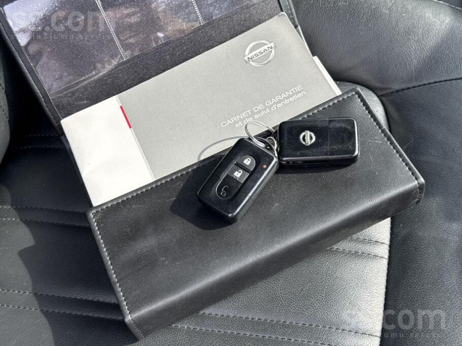 Black Nissan X-Trail 2012 in Riga, with an engine capacity of 2.00 L and mileage of 260 thousand km for 9400 €, photo 35 on AUTOMOTO.COM.LV