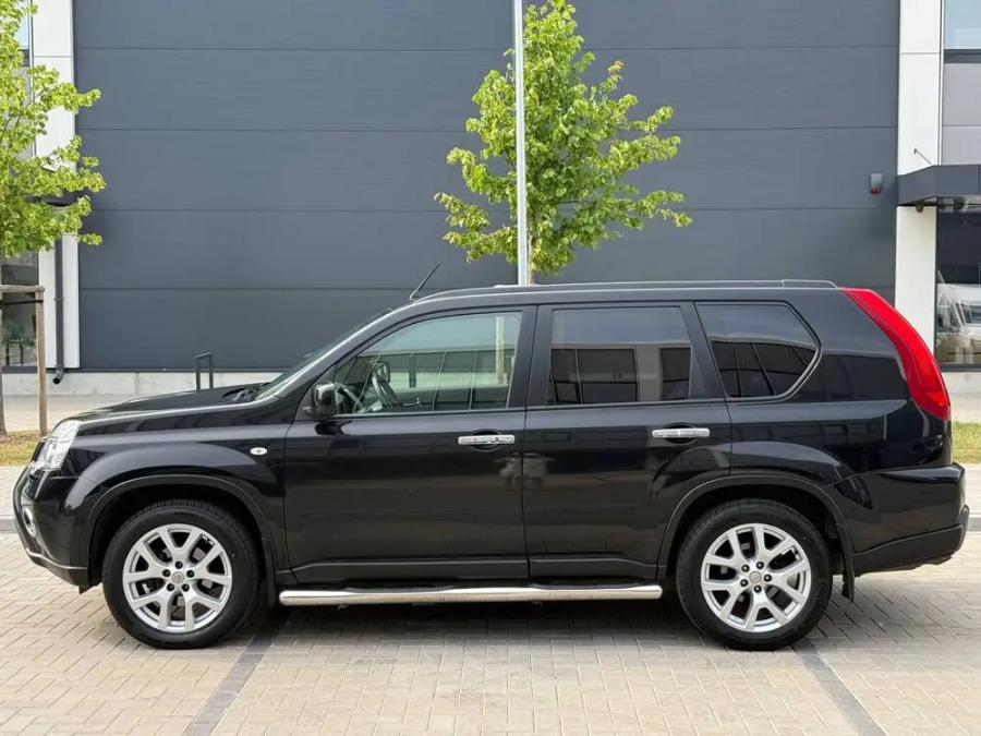 Melns Nissan X-Trail 2012 Rīga, ar dzinēja tilpumu 2.00 L un nobraukumu 260 tūkst. km par 9400 €, foto 3 vietnē AUTOMOTO.COM.LV