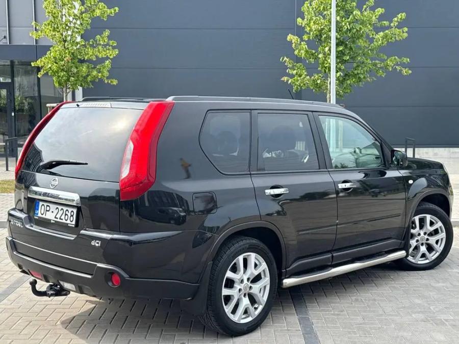 Melns Nissan X-Trail 2012 Rīga, ar dzinēja tilpumu 2.00 L un nobraukumu 260 tūkst. km par 9400 €, foto 6 vietnē AUTOMOTO.COM.LV