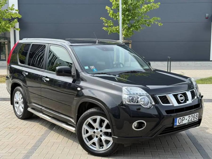 Melns Nissan X-Trail 2012 Rīga, ar dzinēja tilpumu 2.00 L un nobraukumu 260 tūkst. km par 9400 €, foto 8 vietnē AUTOMOTO.COM.LV